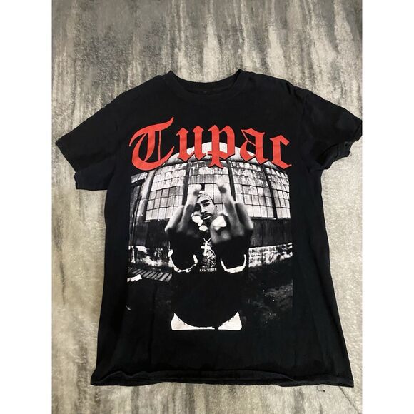 Shirts | Tupac Shakur Vintage T Shirt Memorial Middle Finger Black 2pac ...